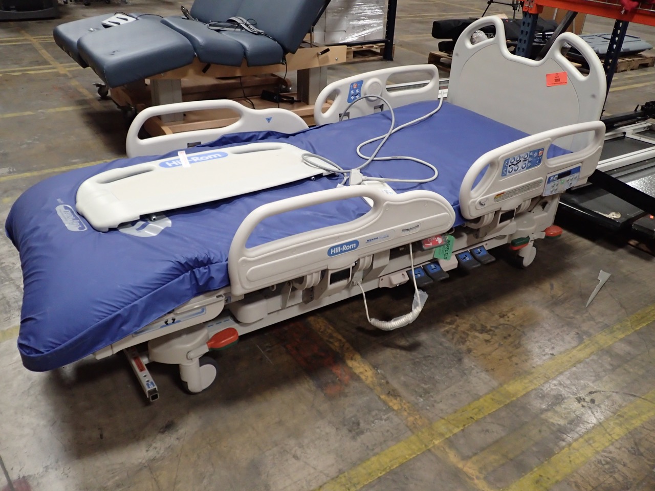 (1) Hill-Rom VersaCare Hospital Bed | Surplus Marketplace
