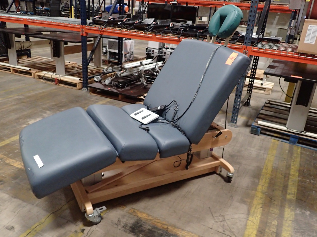 (1) Oakworks Power Exam Table | Surplus Marketplace