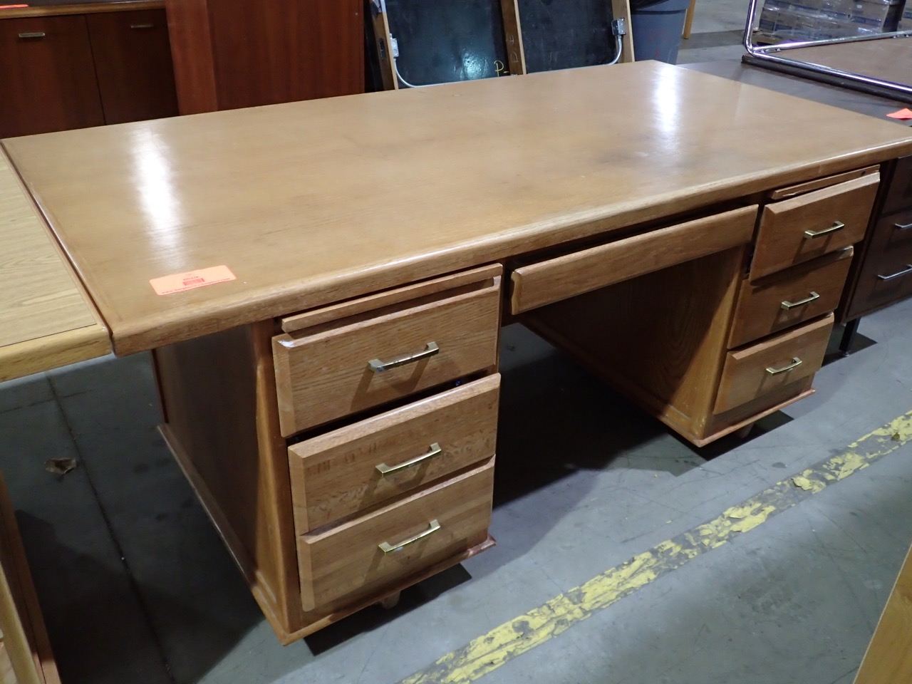 (1) Wooden Desk | Surplus Marketplace