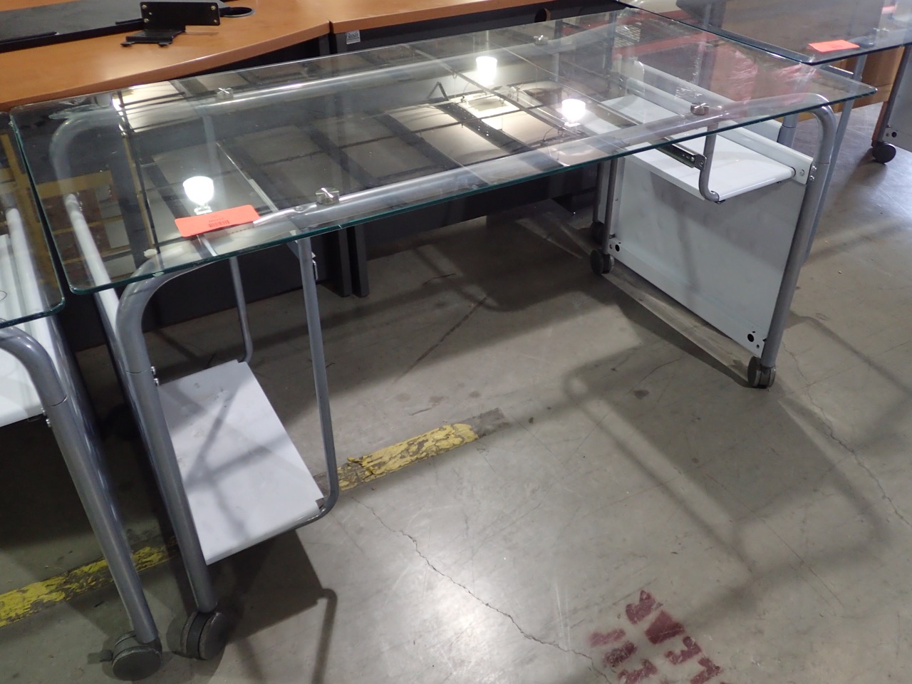 (1) Glass Top Computer Workstation | Surplus Marketplace