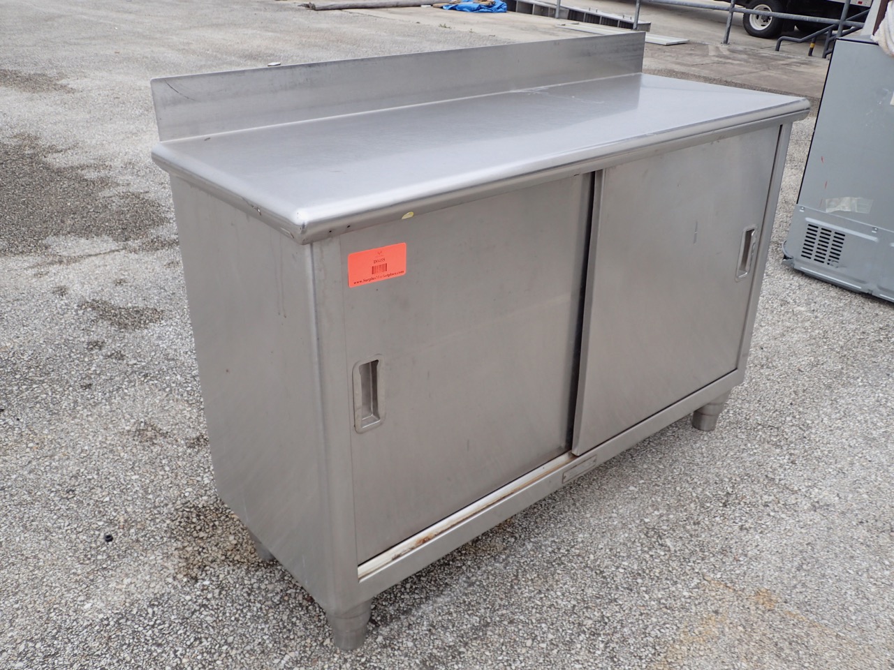 (1) Stainless Steel Server/ Prep Station | Surplus Marketplace