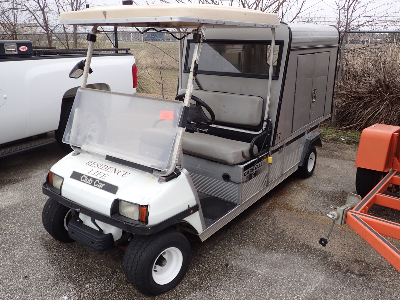 (1) Ingersoll Rand Club Car Carryall 6 Electric Golf Cart w/ Utility ...