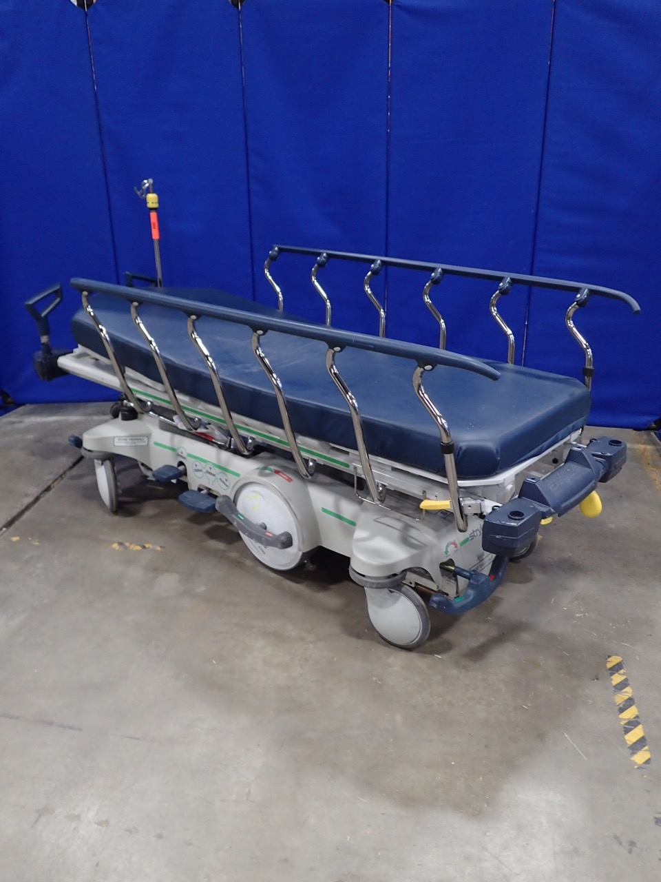 Stryker 1015 Big Wheel Stretcher | Surplus Marketplace