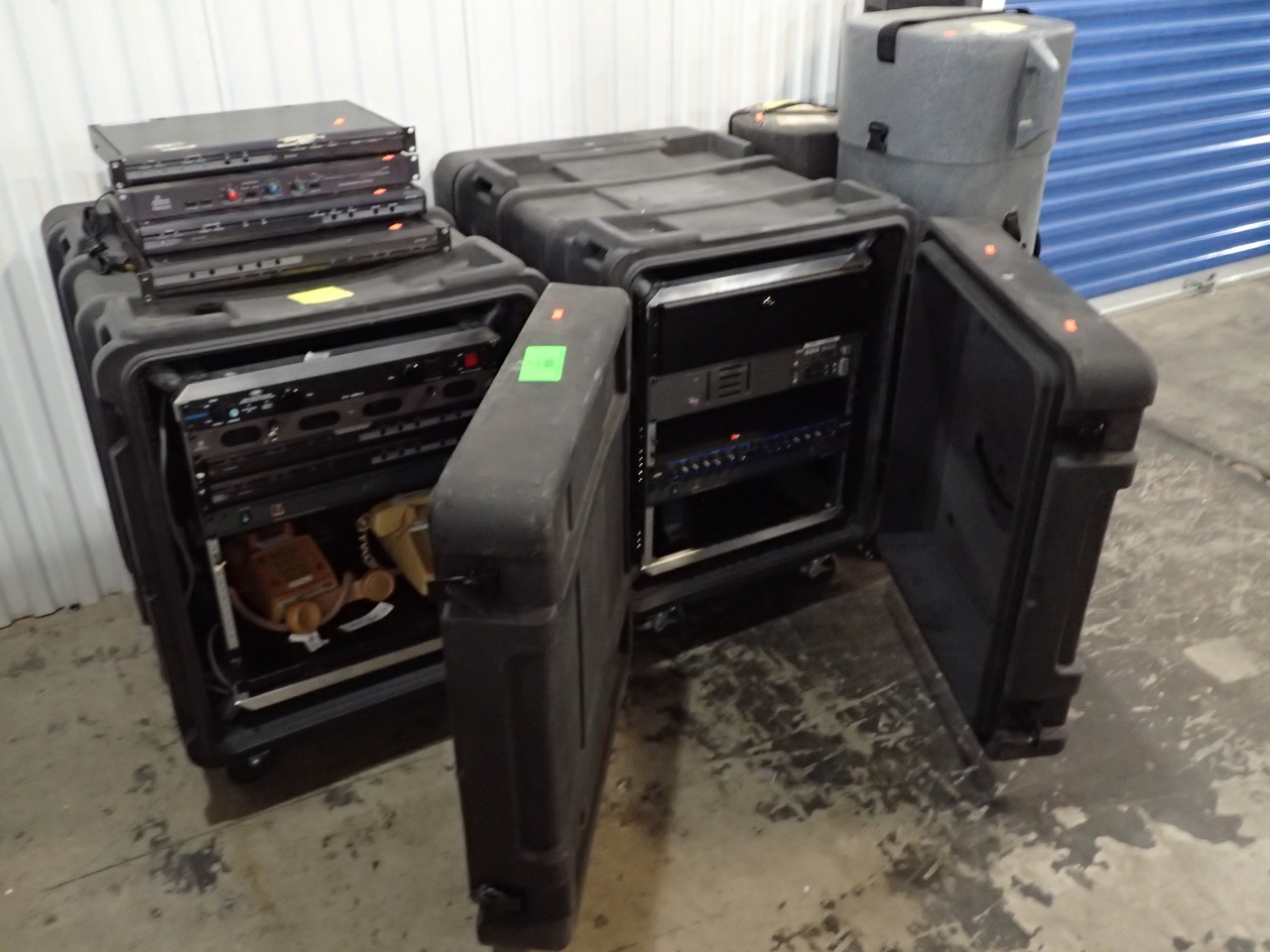 (2) SKB Portable Shockmount Server Rack Cases w/ Electronic Components ...