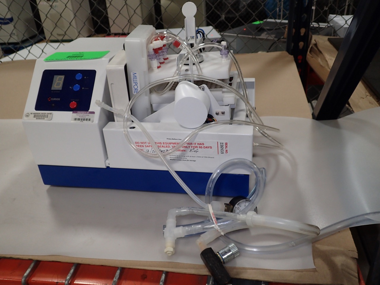 (1) Curiox Drop Array LT Washing Station | Surplus Marketplace