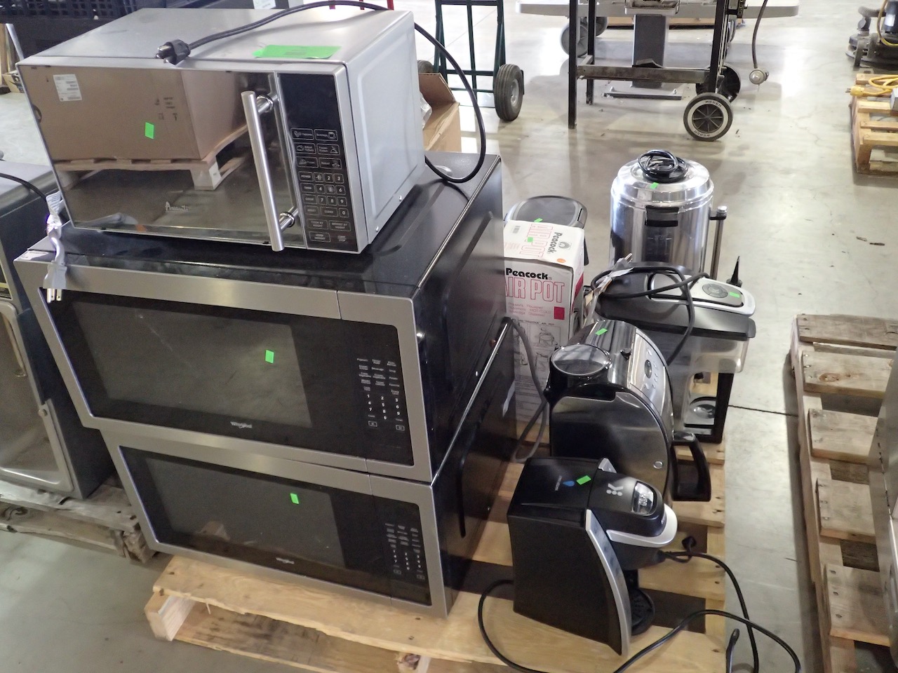 Assorted Kitchen | Surplus Marketplace