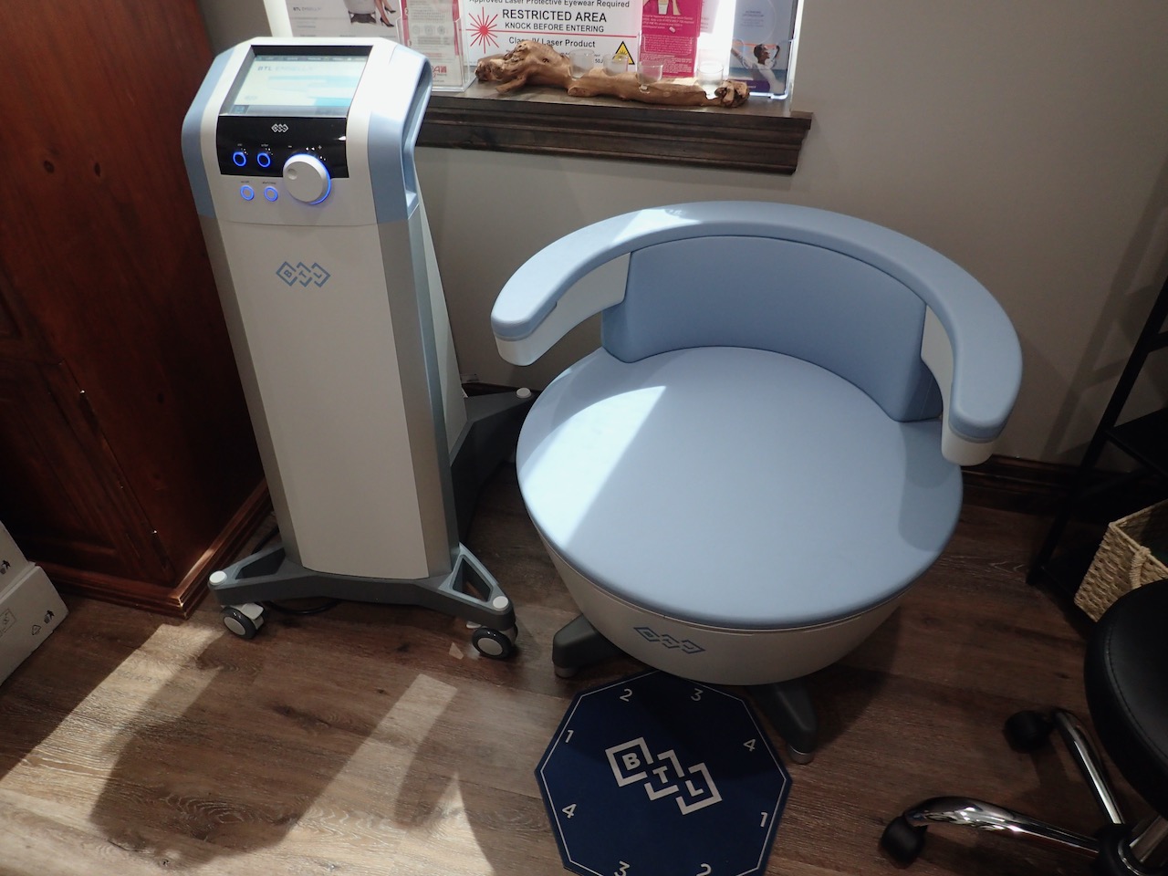 2021 BTL Emsella Chair | Surplus Marketplace