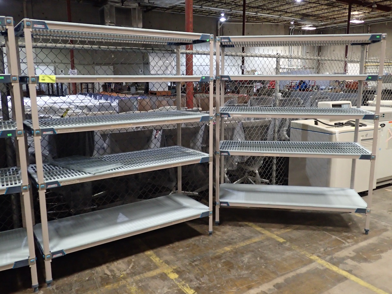 (2) Metro Max Antimicrobial Racks | Surplus Marketplace