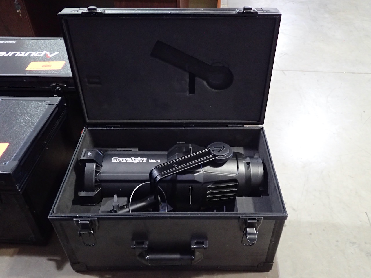 (1) Aputure Spotlight Mount With 19 Degree Lens, With Case | Surplus ...