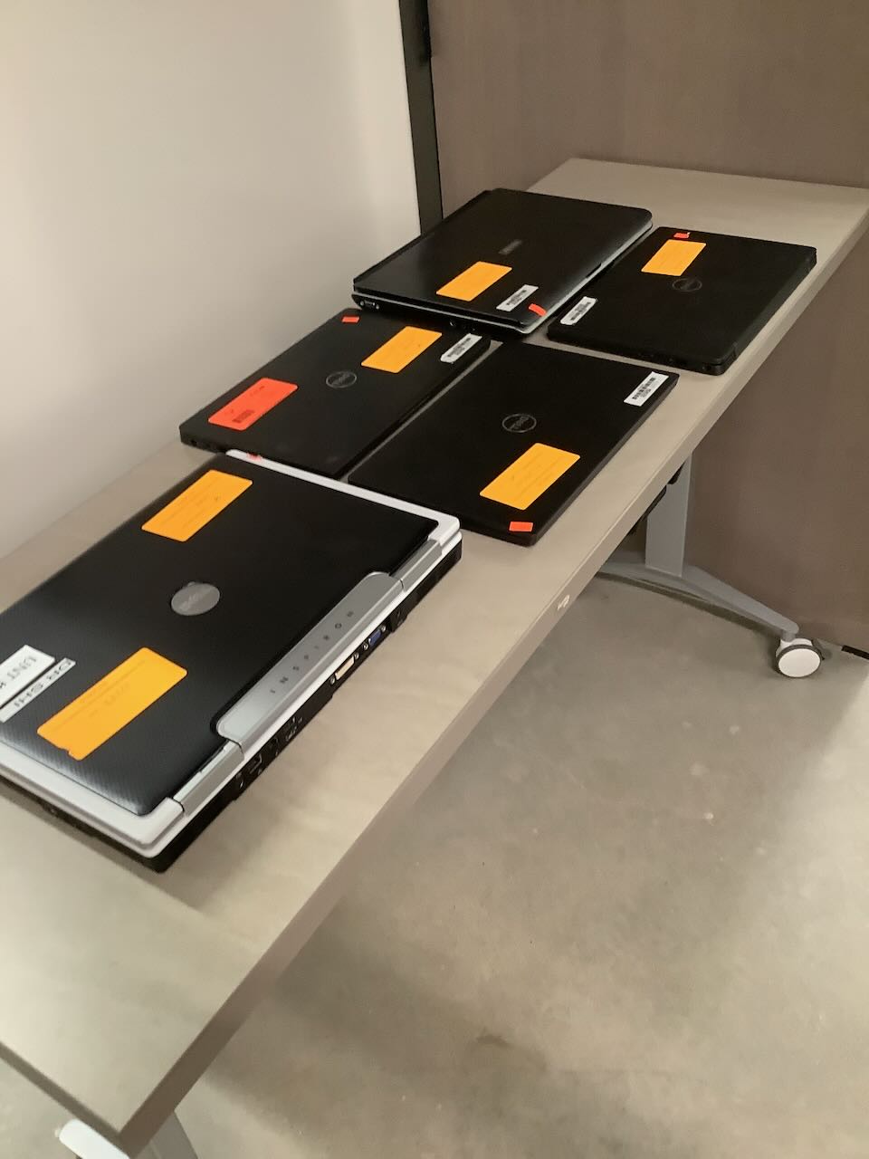 5 Laptop Computers | Surplus Marketplace