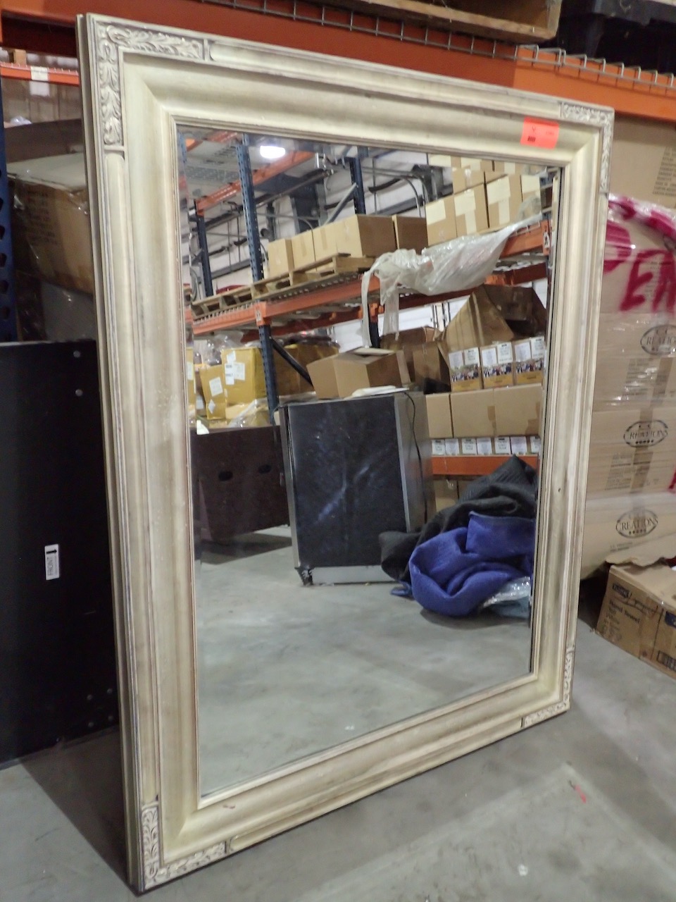 (1) Decorative Mirror | Surplus Marketplace