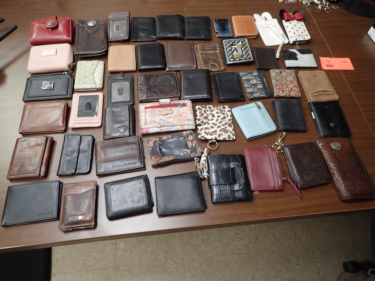 (45) Assorted Wallets | Surplus Marketplace