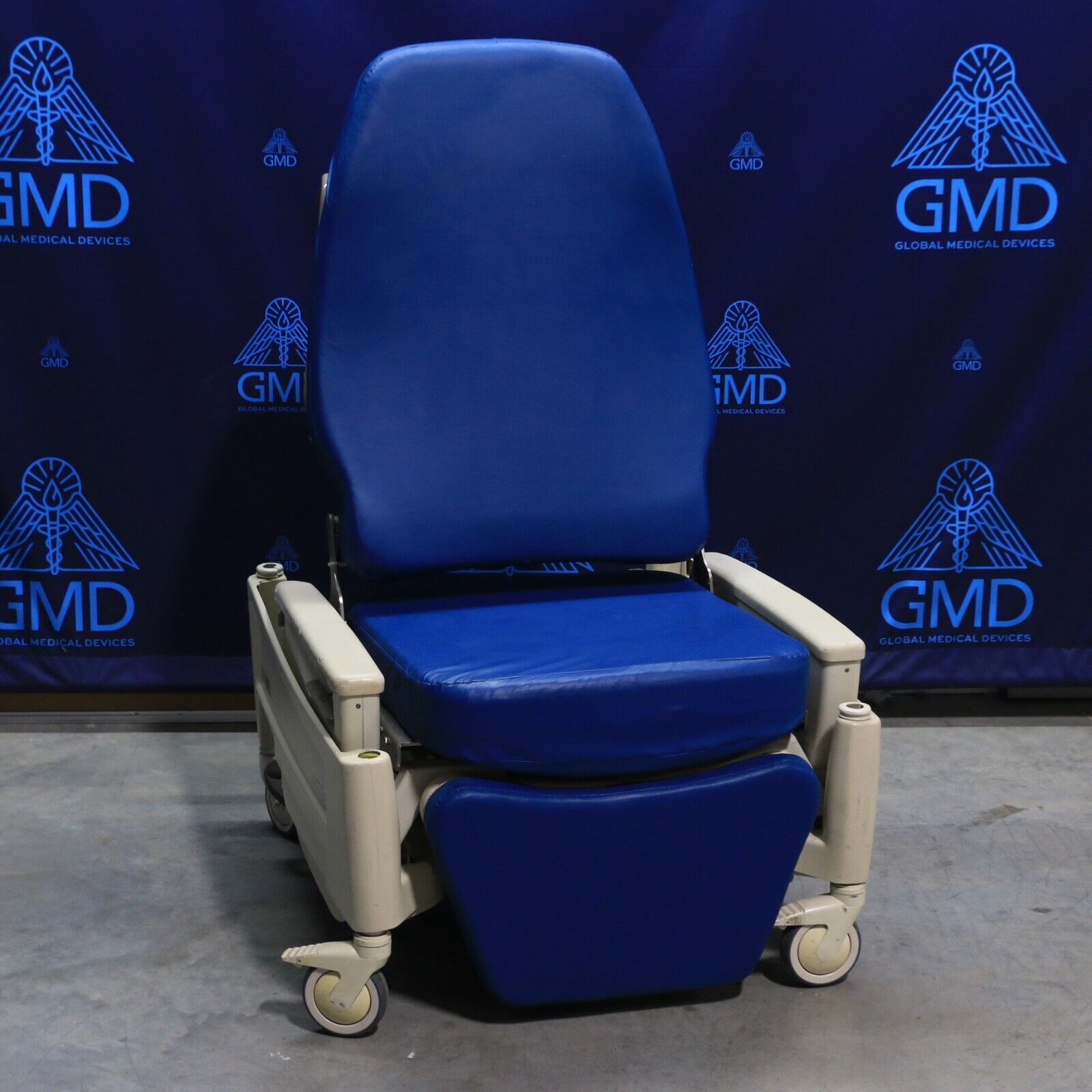Hill-Rom Procedural Recliner Chair 02279 | Surplus Marketplace