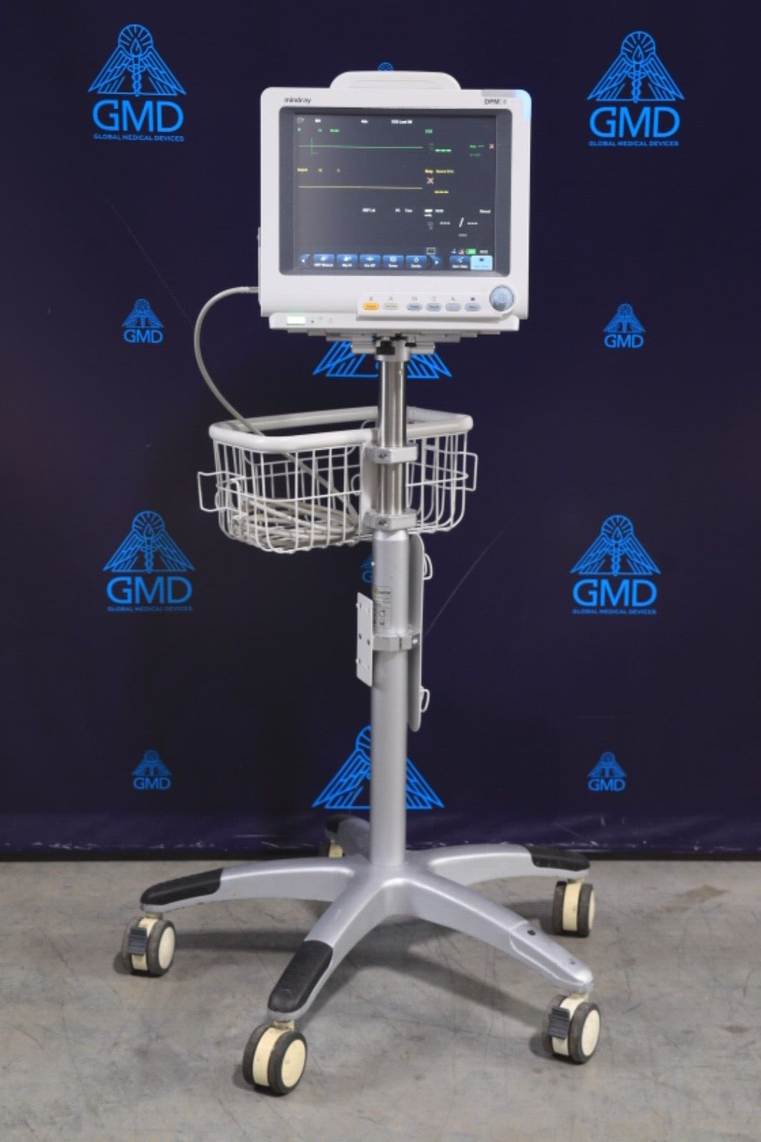 Mindray DPM6 Patient Monitor w/Rolling Stand | Surplus Marketplace
