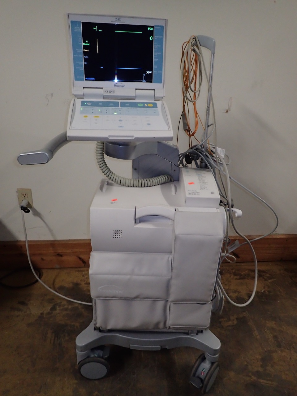 (1) Datascope CS300 Agility Balloon Pump | Surplus Marketplace