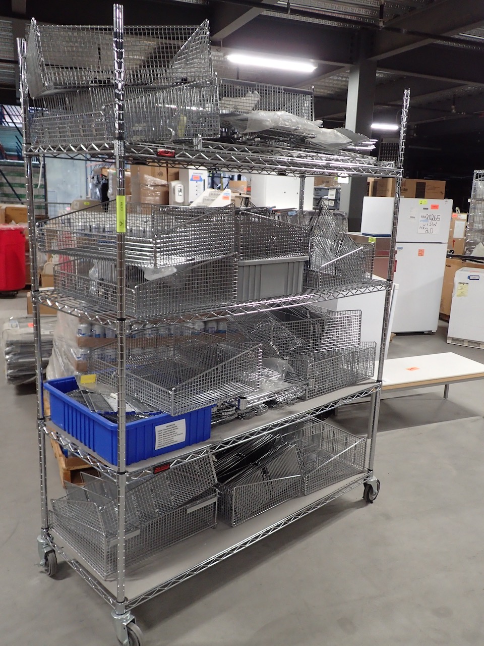 Metro Style Rack on Casters | Surplus Marketplace