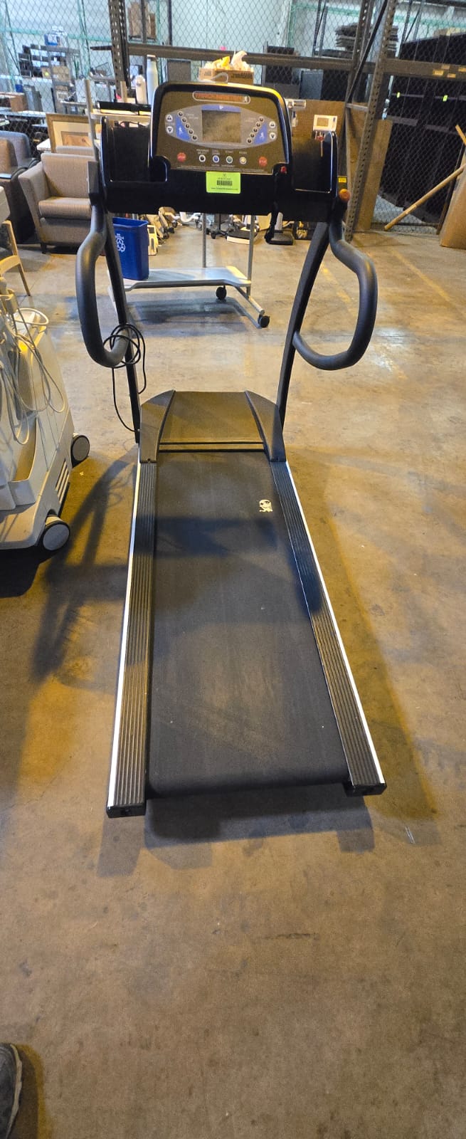 (1) Trackmaster Treadmill | Surplus Marketplace