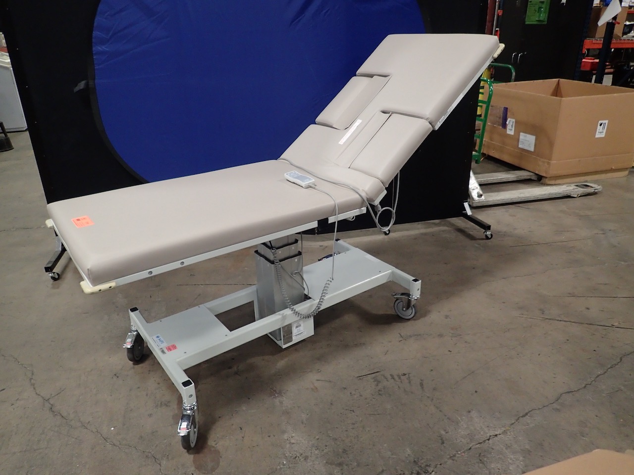 (1) MPI Medical Positioning, Inc. 2272 Echo Table | Surplus Marketplace
