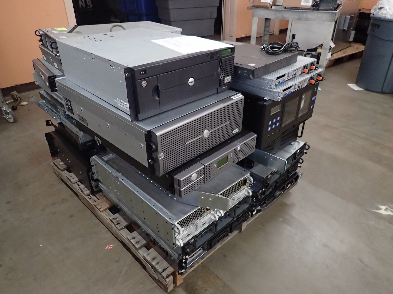 (1) Pallet of Server Components | Surplus Marketplace
