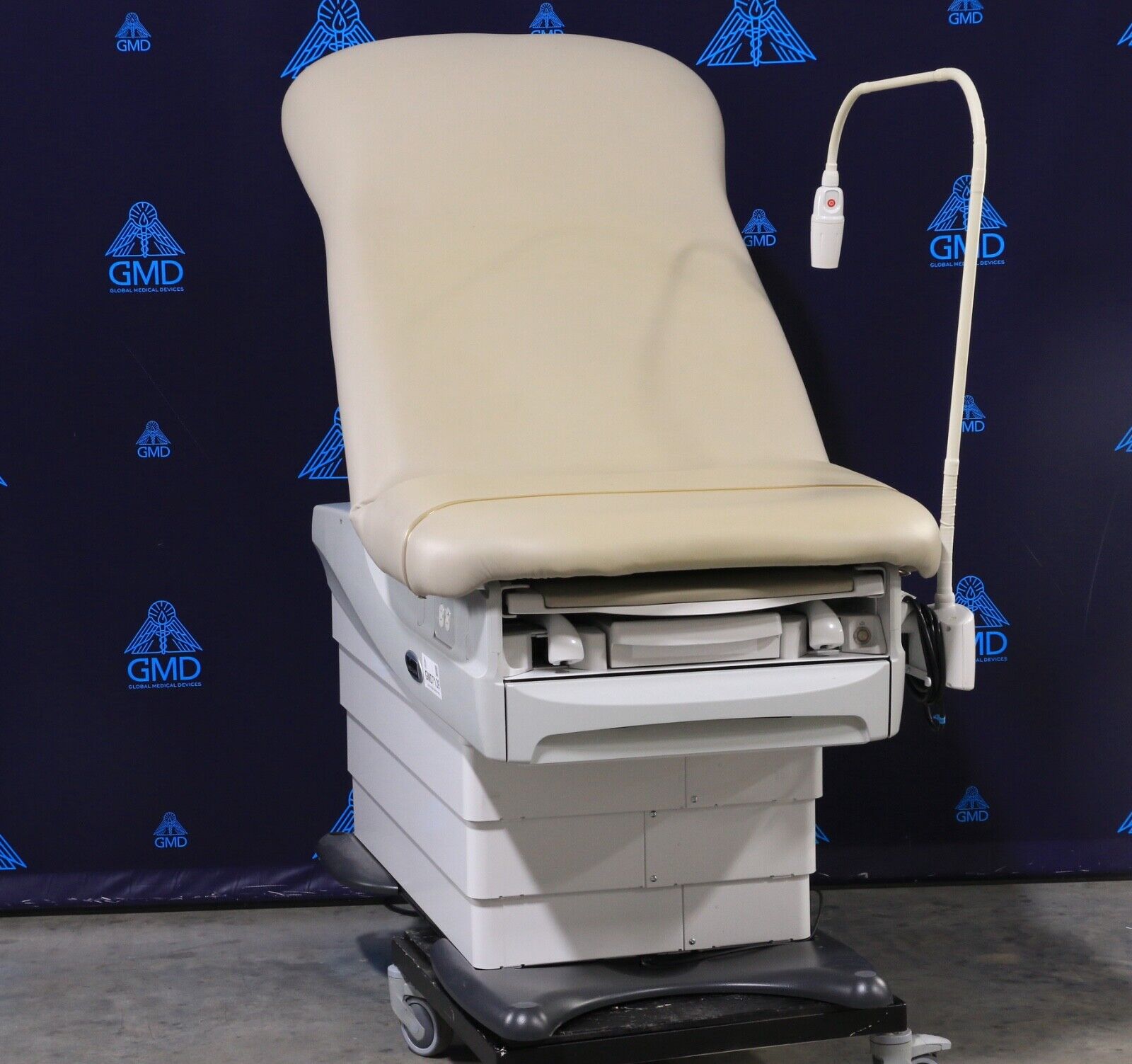 Midmark Ritter 626 Powered Exam Table | Surplus Marketplace