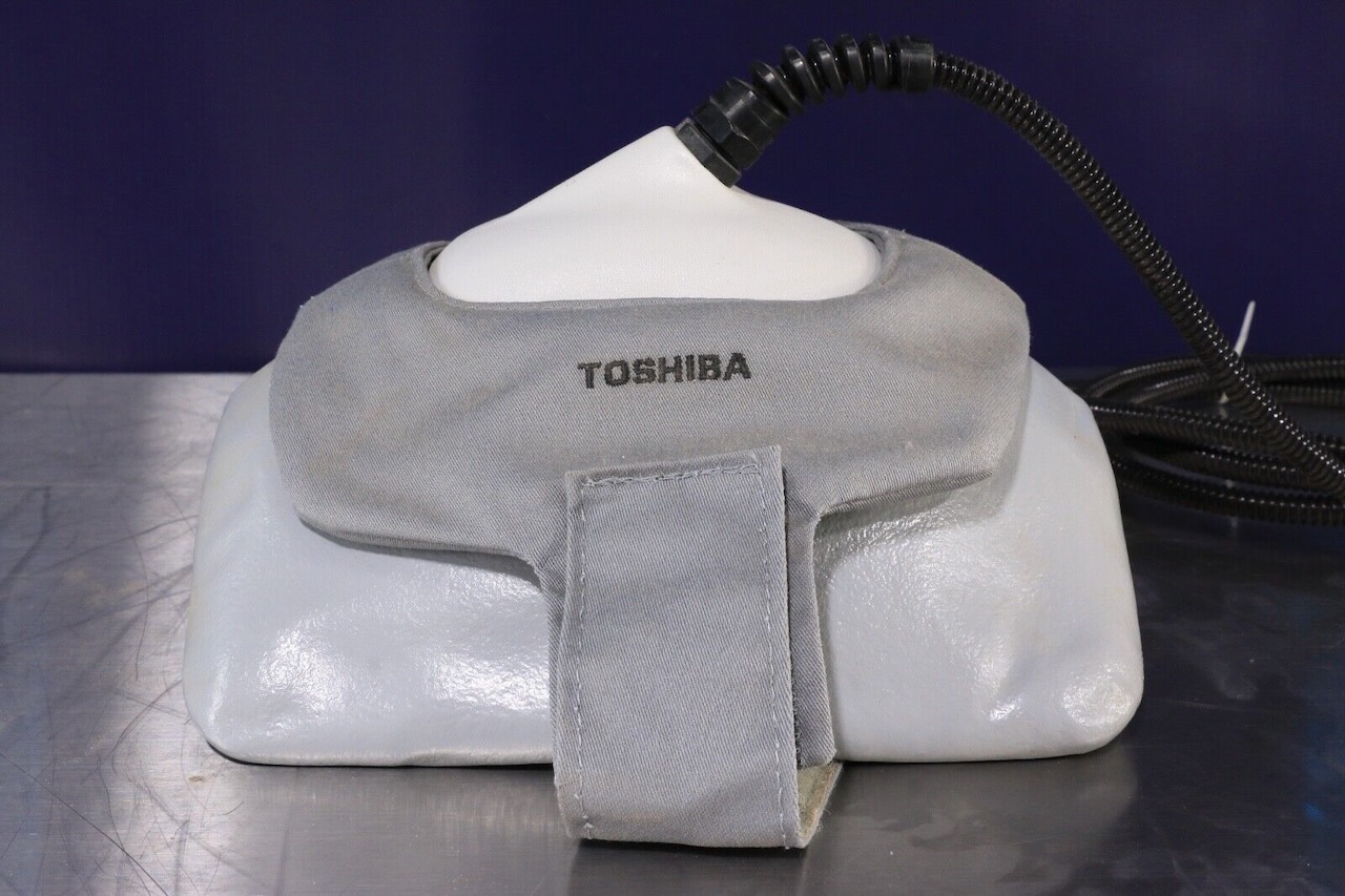 Toshiba 4CH Array MRI Adapter Model MJCC-167A w/Shoulder MRI Array Coil ...