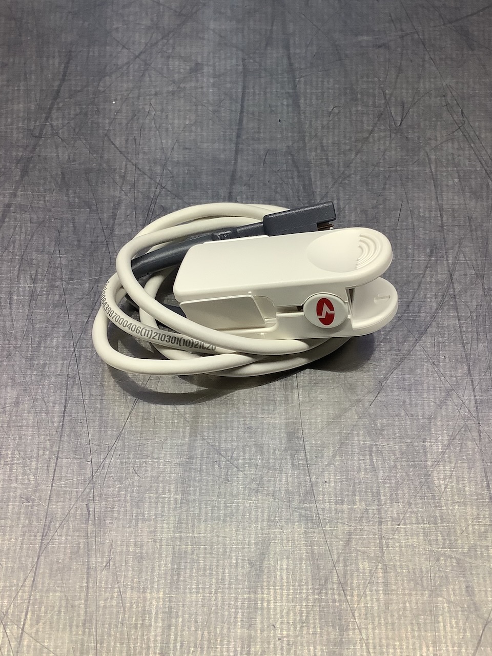 Masimo LNCS DCI Sp02 Adult Reusable Finger Clip Sensor | Surplus ...