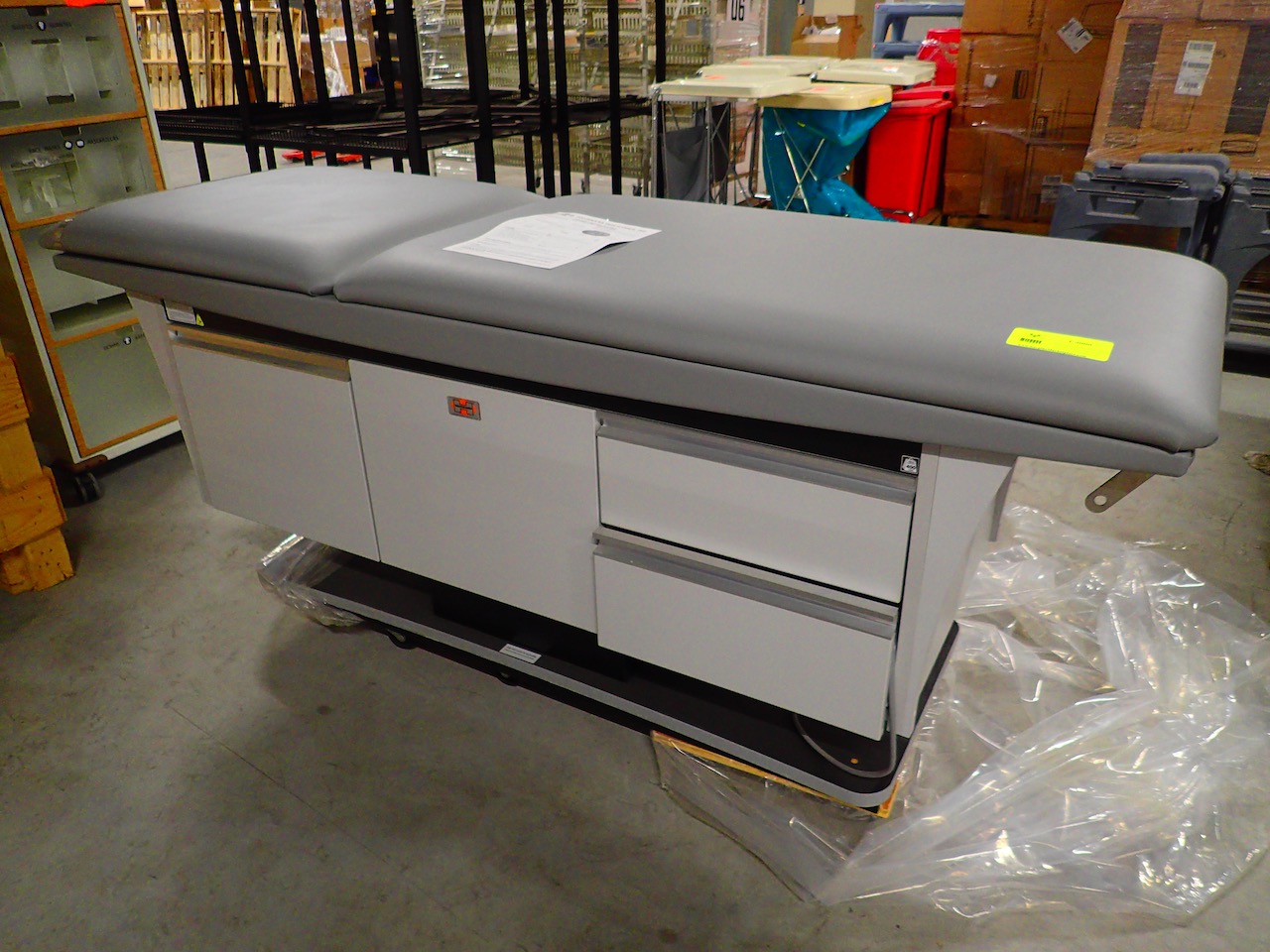 Hausmann 4747 Treatment Table (NEW / UNUSED) | Surplus Marketplace