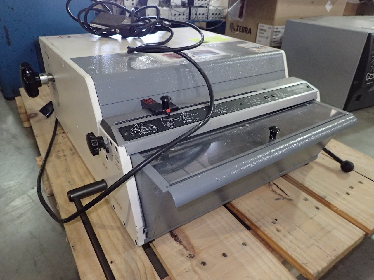 (1) Rhin-O-Tuff HD-7700 Ultima Heavy Duty Electric Paper Punch Machine ...