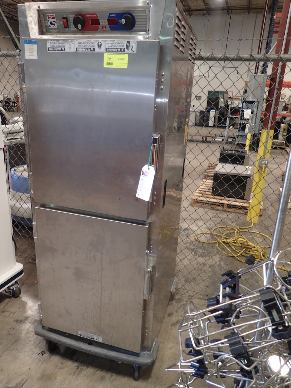 (1) Metro C5 Proofing Cabinet | Surplus Marketplace