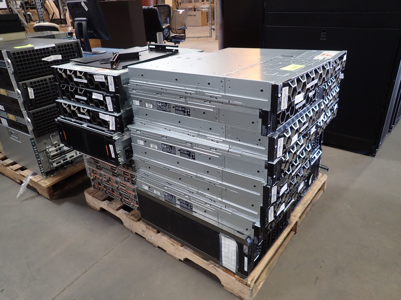 (1) Pallet (22) Assorted Server Components | Surplus Marketplace