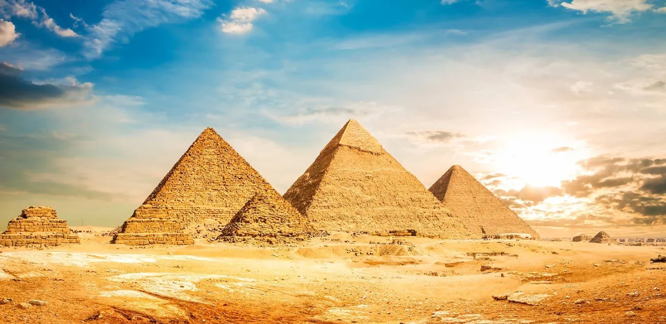 Giza Pyramids: Secrets Behind Ancient Egypt Pyramids