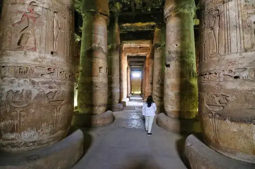 ancient egyptian temples inside