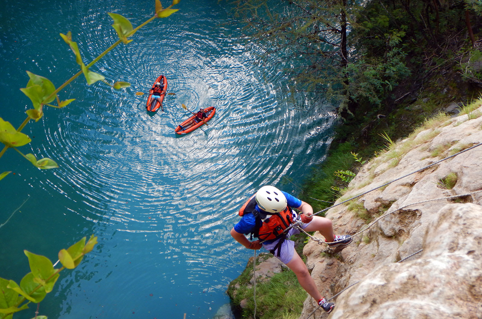 Rappel en cascada de tamul - Vive Huasteca
