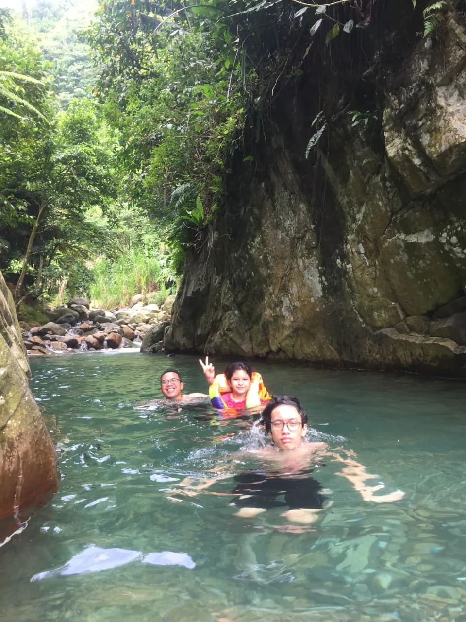 Easy B — Curug & Perkebunan - Paket Trekking easy | Trekking Wisata Sentul