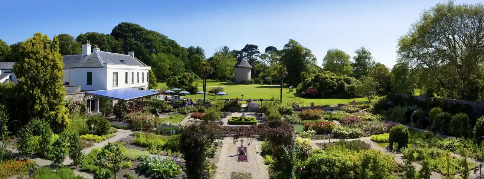 Botanic Gardens at Samares Manor - Channel Islands Direct