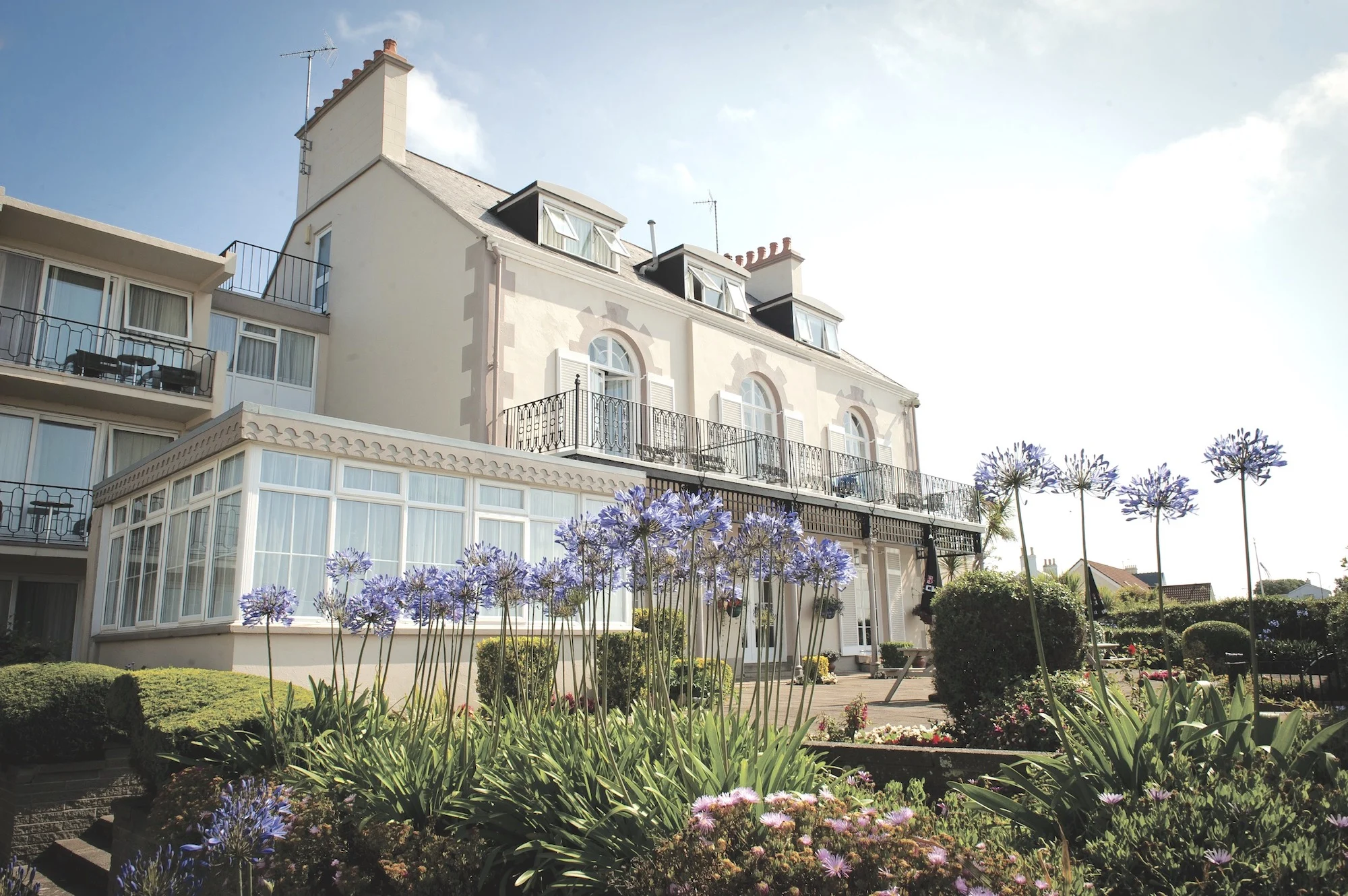 Pontac House, Jersey - Channel Islands Direct