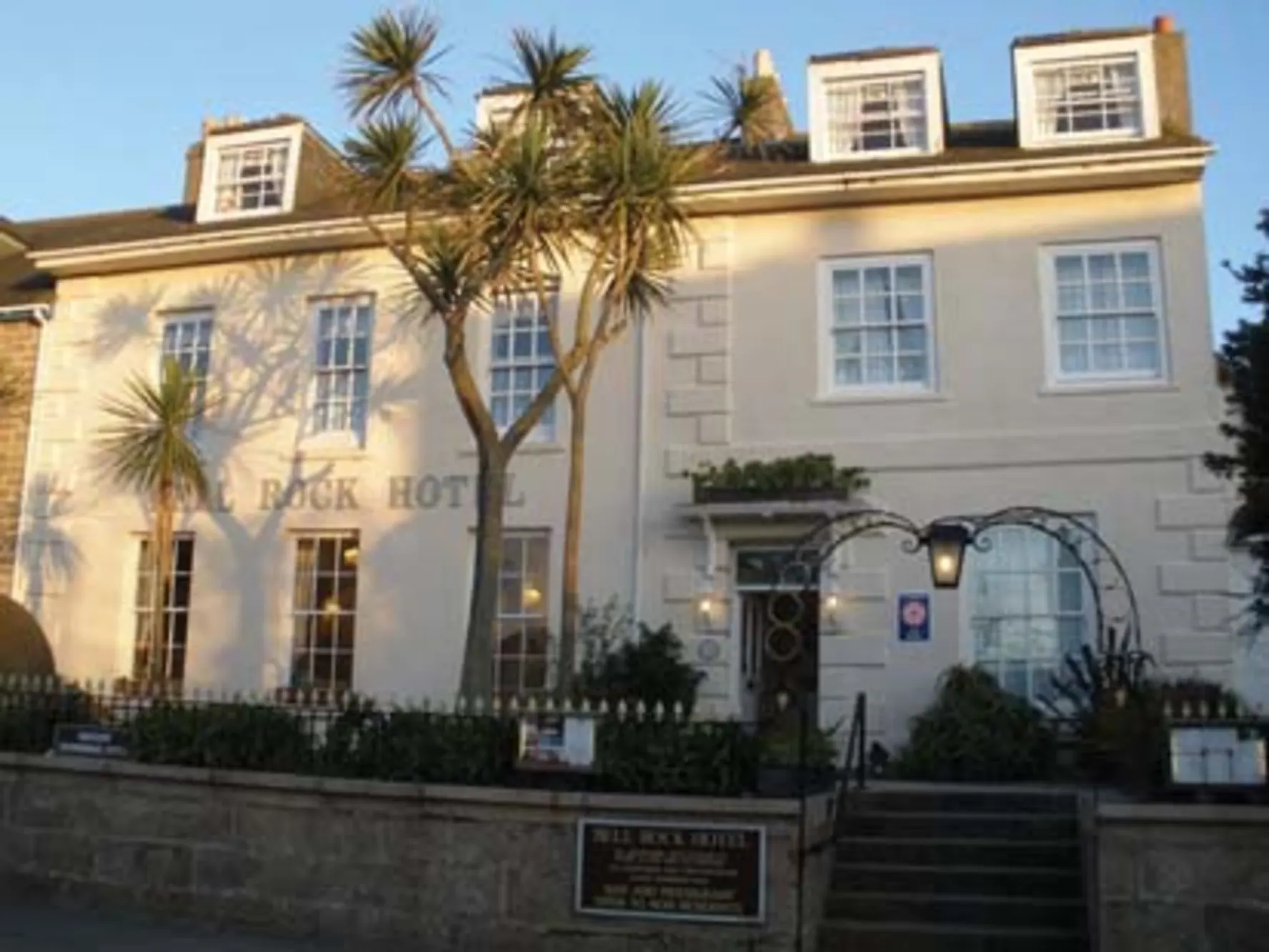 Bell Rock, Isles of Scilly - Channel Islands Direct