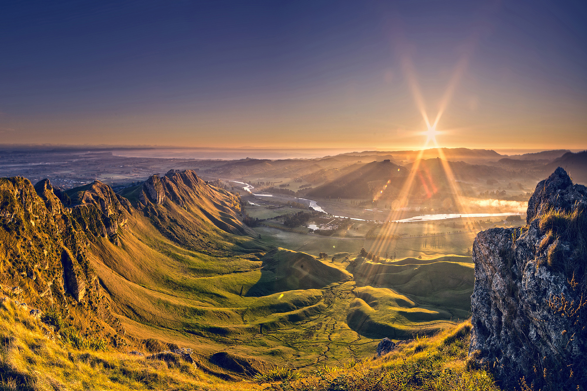 Iconic North Island - Premier Holidays