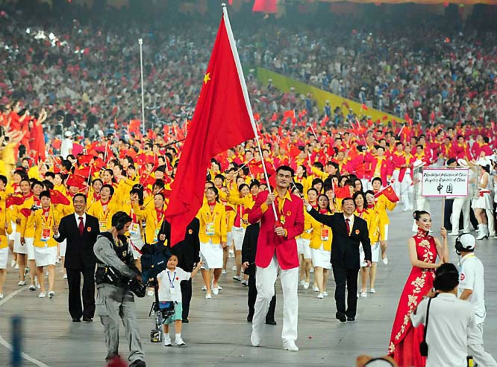 OLYMPICS - Basketball stars odds-on to carry nations' flags in London ...