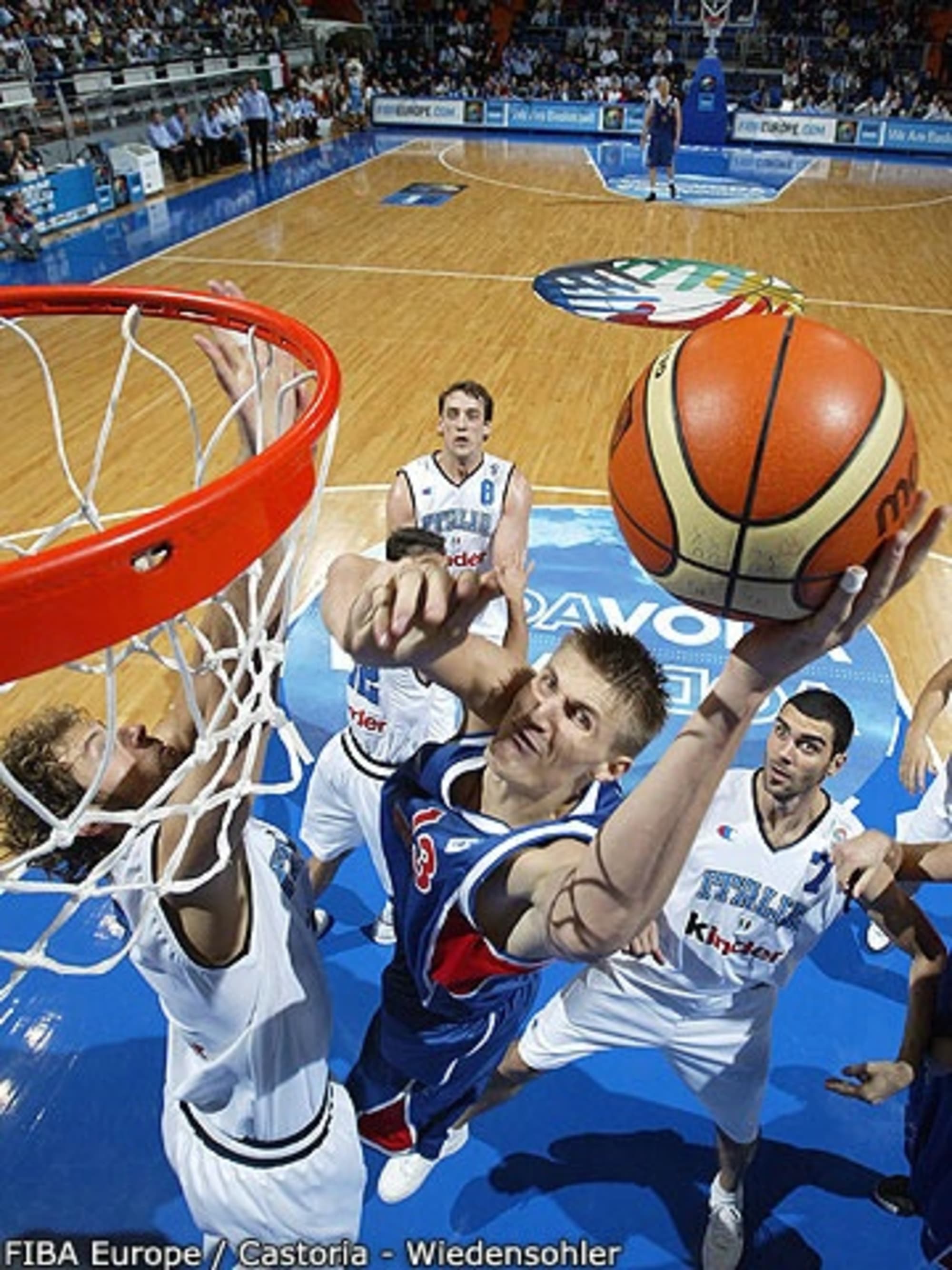 RUS – Kirilenko will play if Russia receive wild card for Turkey | FIBA ...