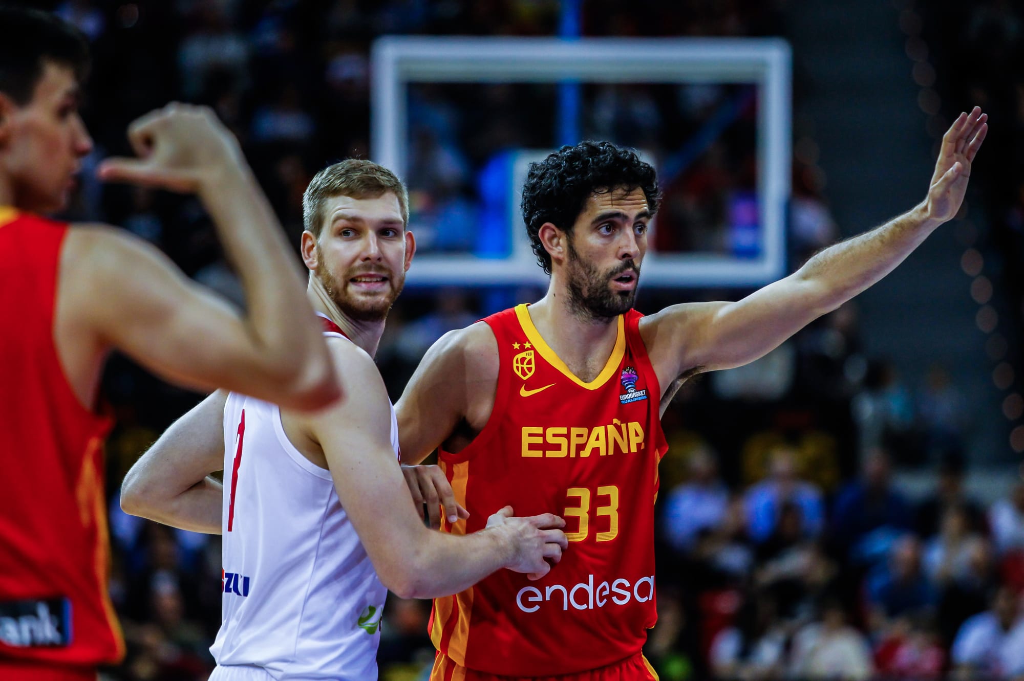 Spanish basketball players unite and donate memorabilia for auction to ...