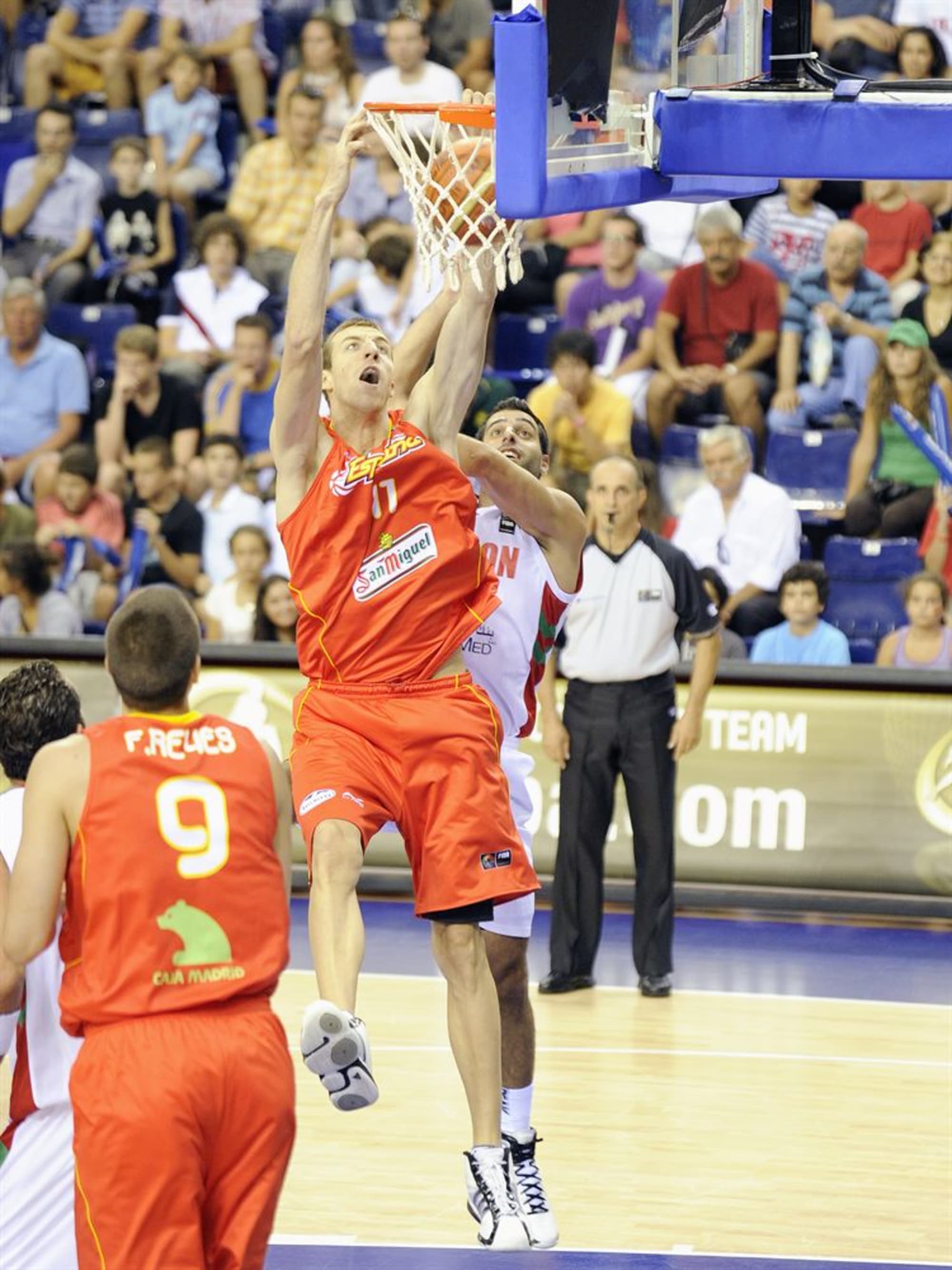 ESP - Vázquez se bajó de España | FIBA Basketball