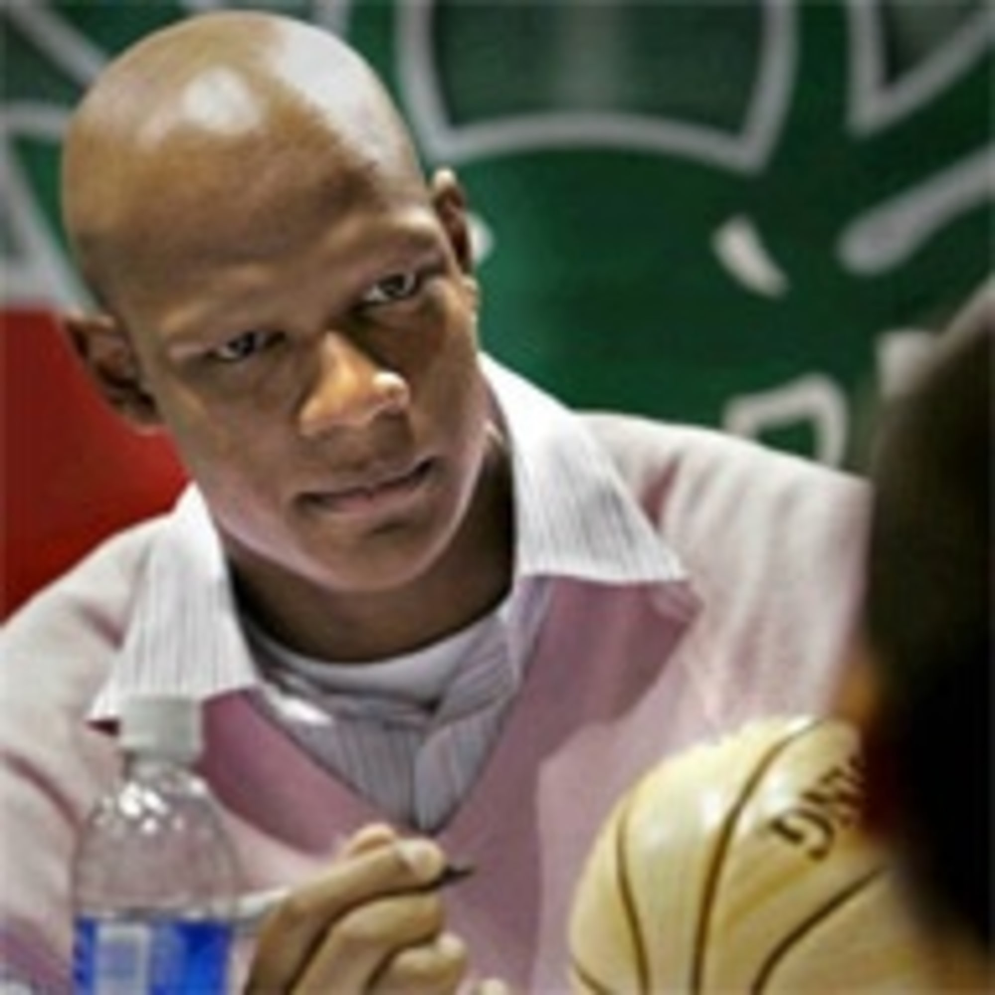 USA – Yo Charlie – Da locker room ain’t no place for Twitter | FIBA ...