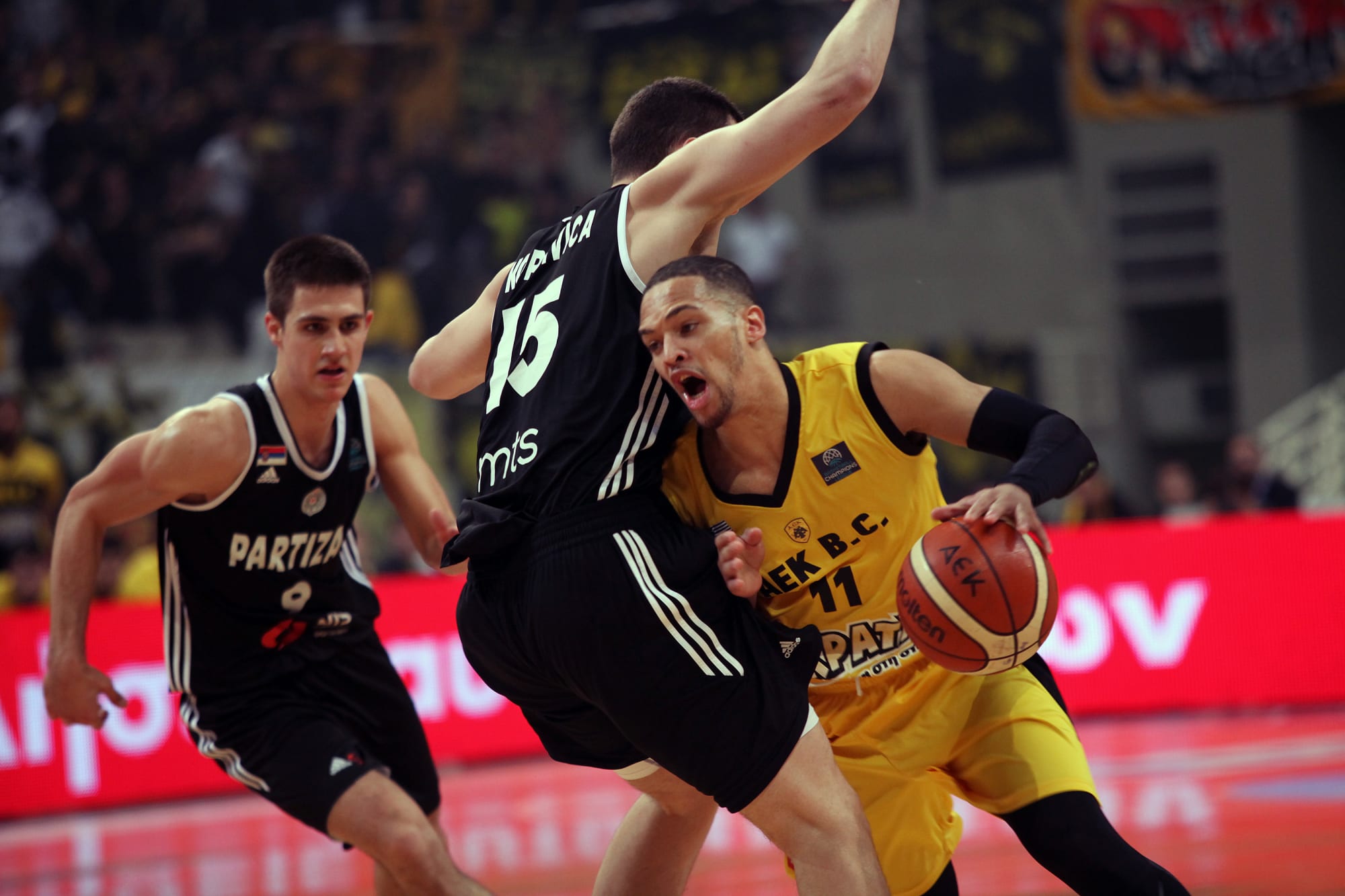 Dixon leads AEK past Partizan | FIBA Basketball