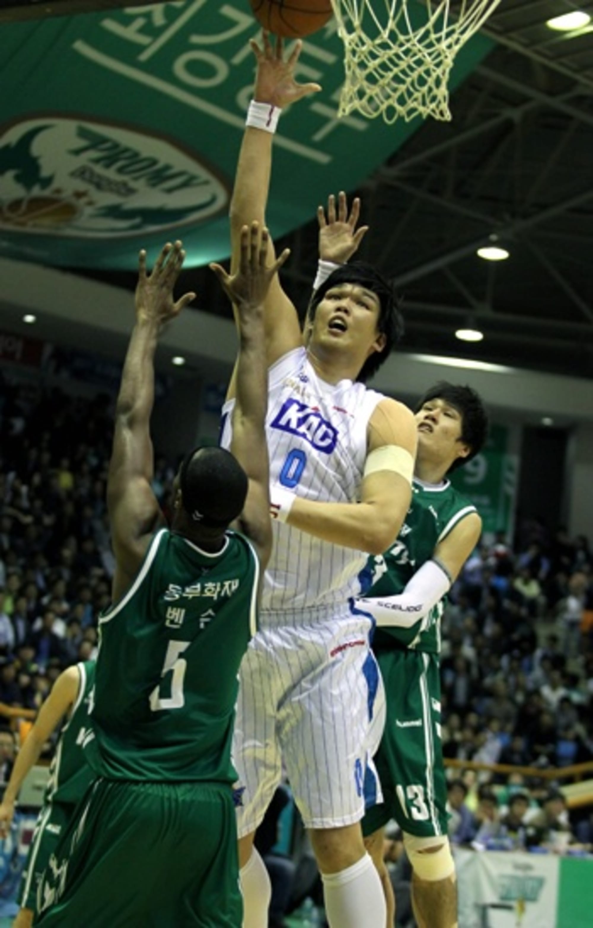 KOR – KCC Egis one win away from Championship | FIBA Basketball