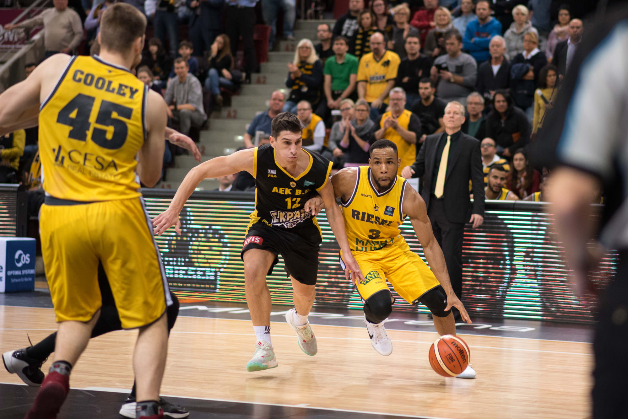 Tekele Cotton puts defender in a spin cycle! | FIBA Basketball