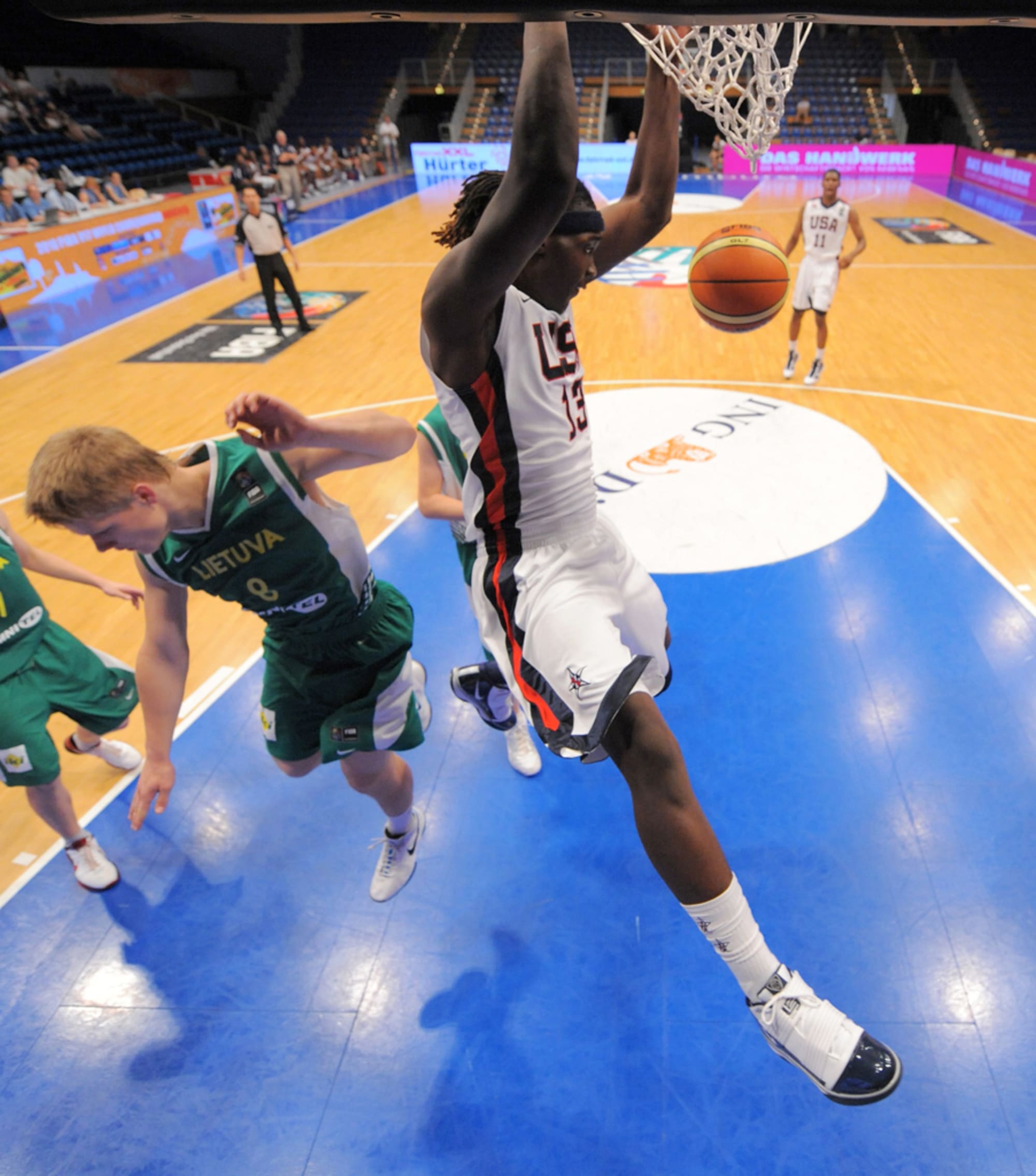 USA/LTU – USA gain momentum with 102:66 win over Lithuania | FIBA ...
