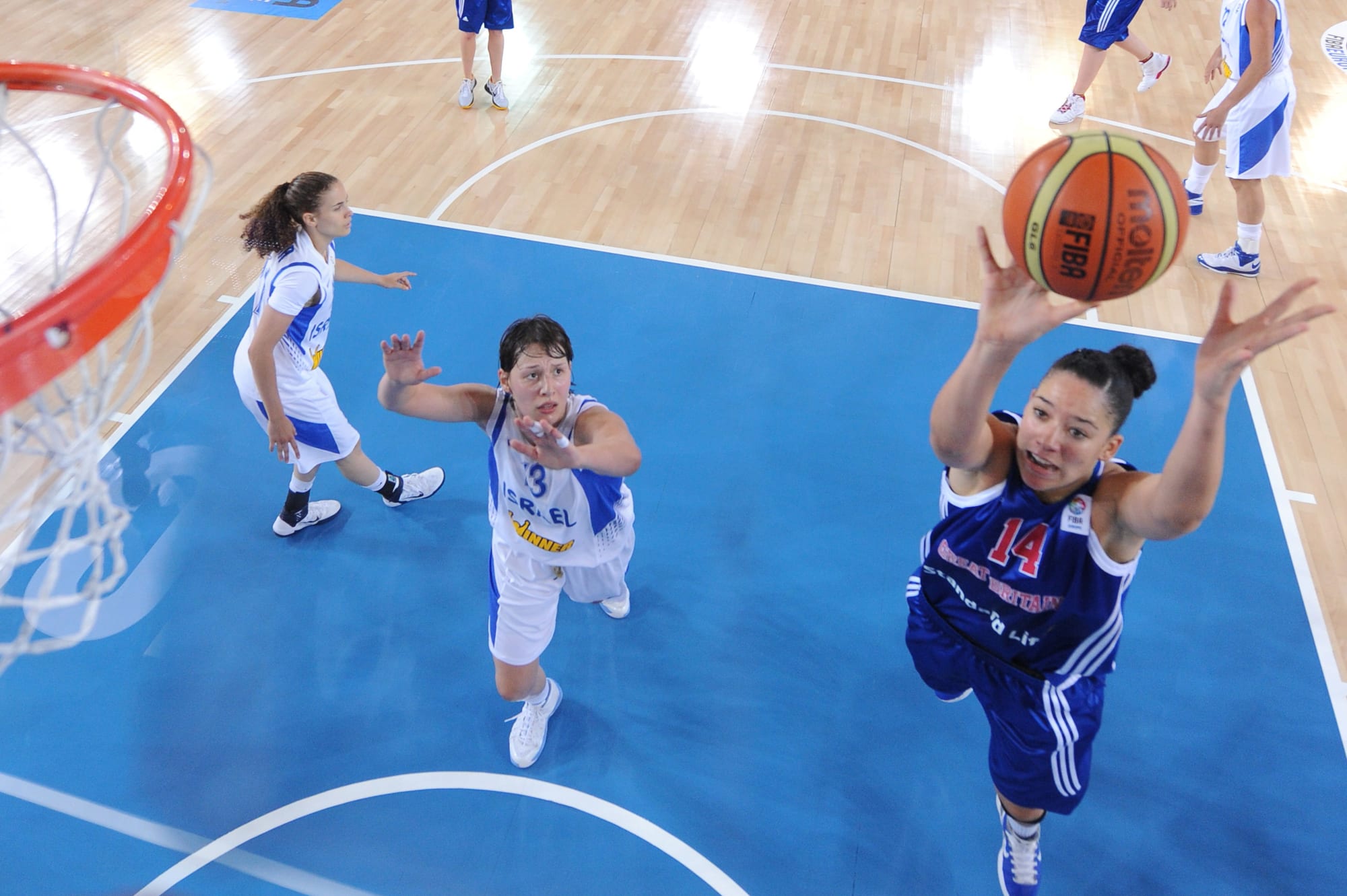 Stewart's emotion brings a lump to the throat | FIBA Basketball