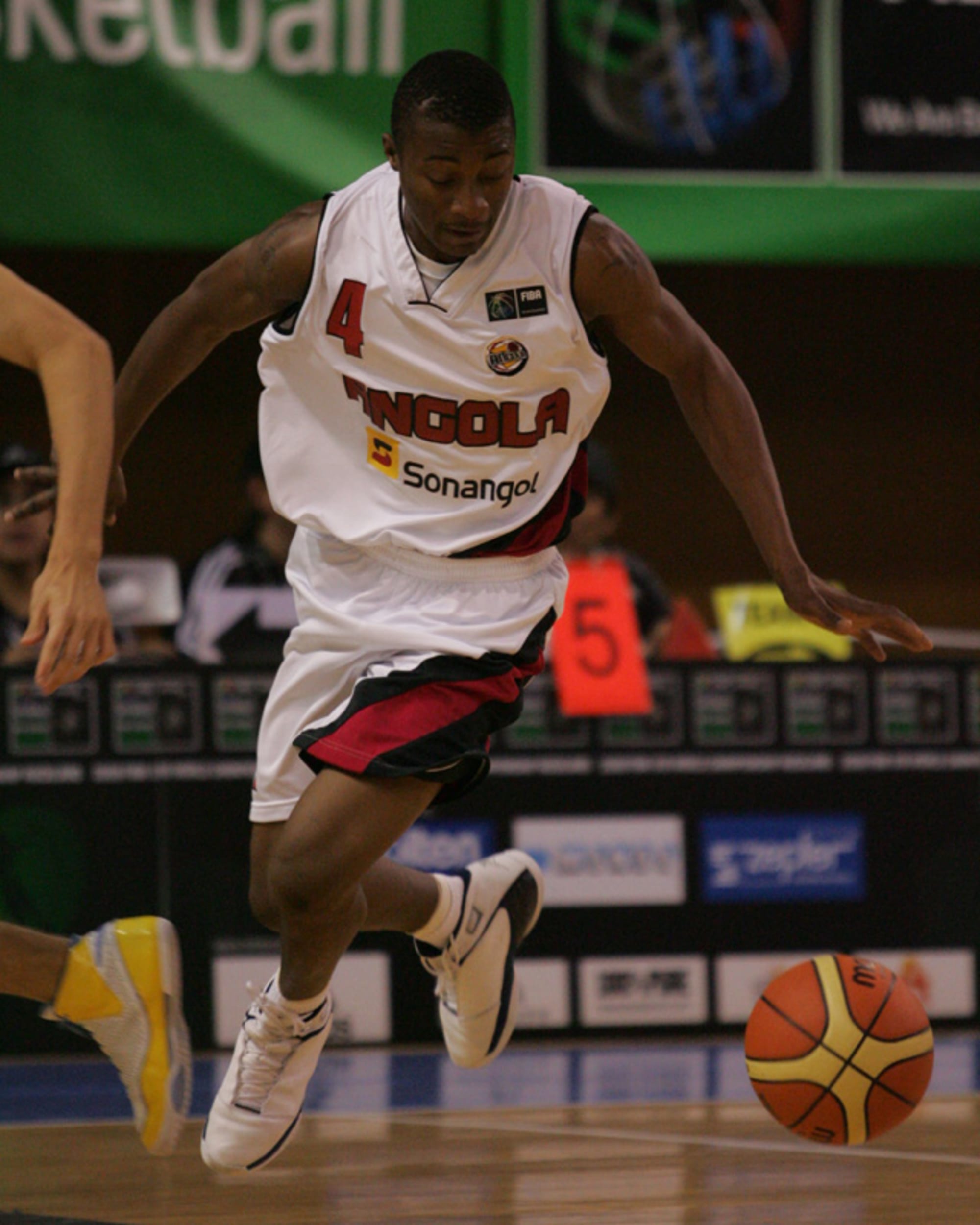 Four new faces for Angola at Spain 2014 | FIBA Basketball