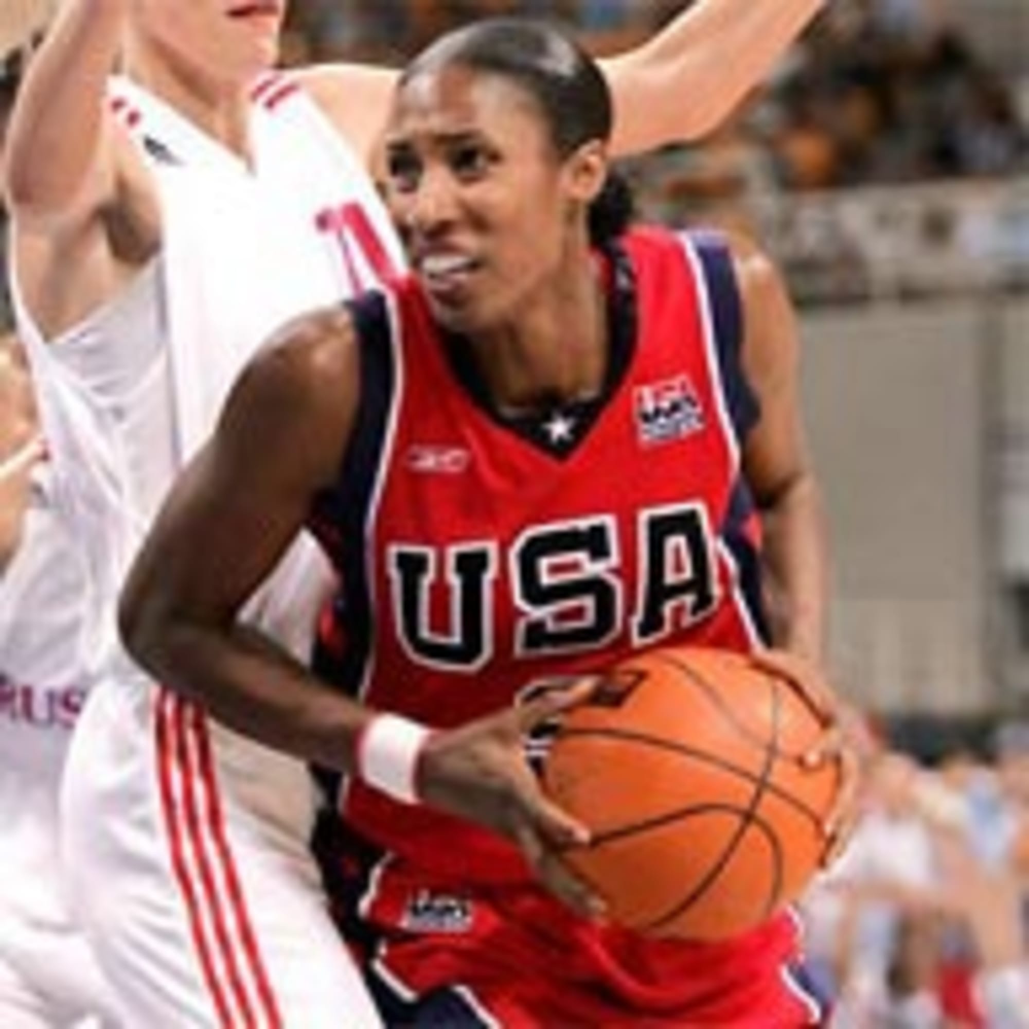 USA - Backstage interview with Lisa LESLIE [video] | FIBA Basketball